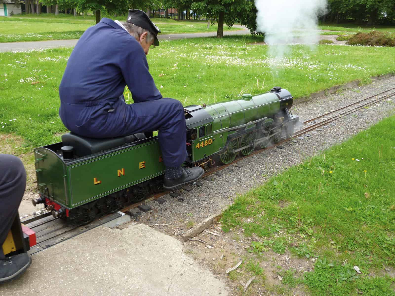 Eaton Park Miniature Railway - TDP