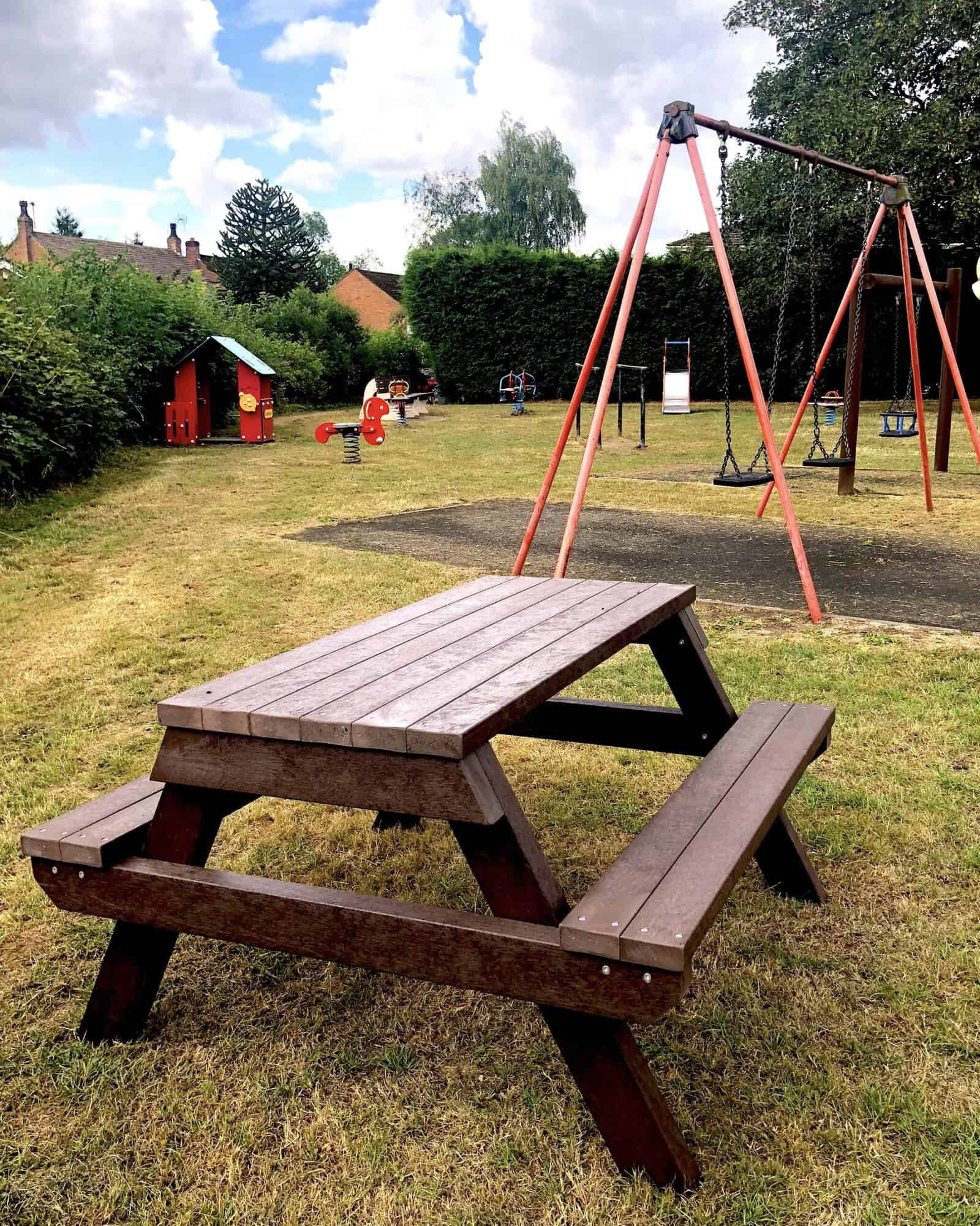 Spectrum Picnic Table | 100% Recycled Plastic | TDP
